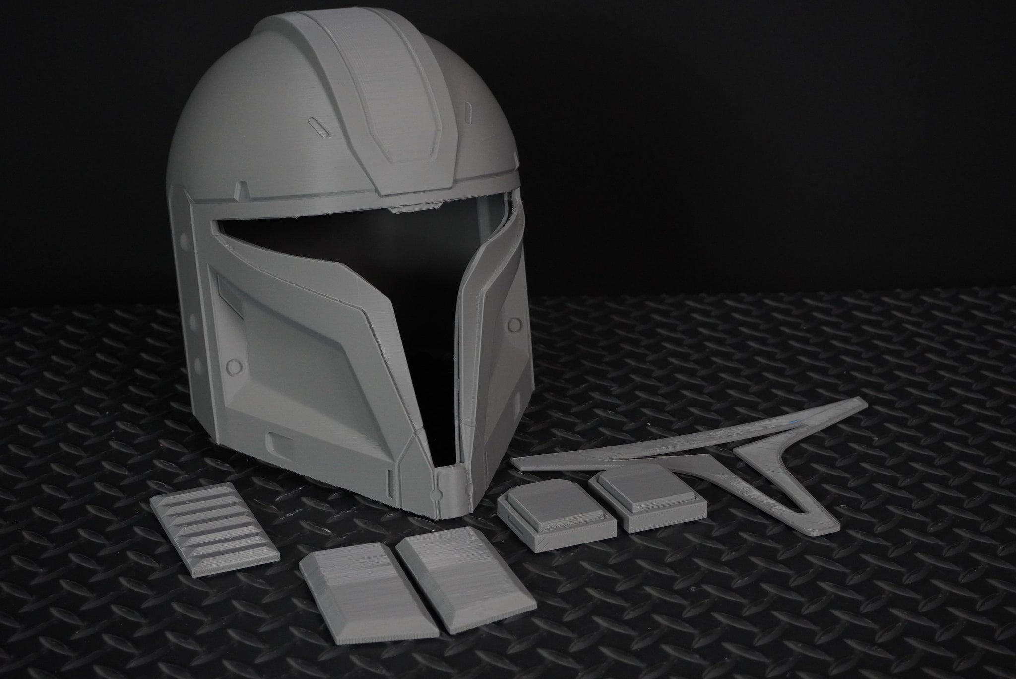 Mando Spartan Helmet - Star Wars Based - DIY – Galactic Armory